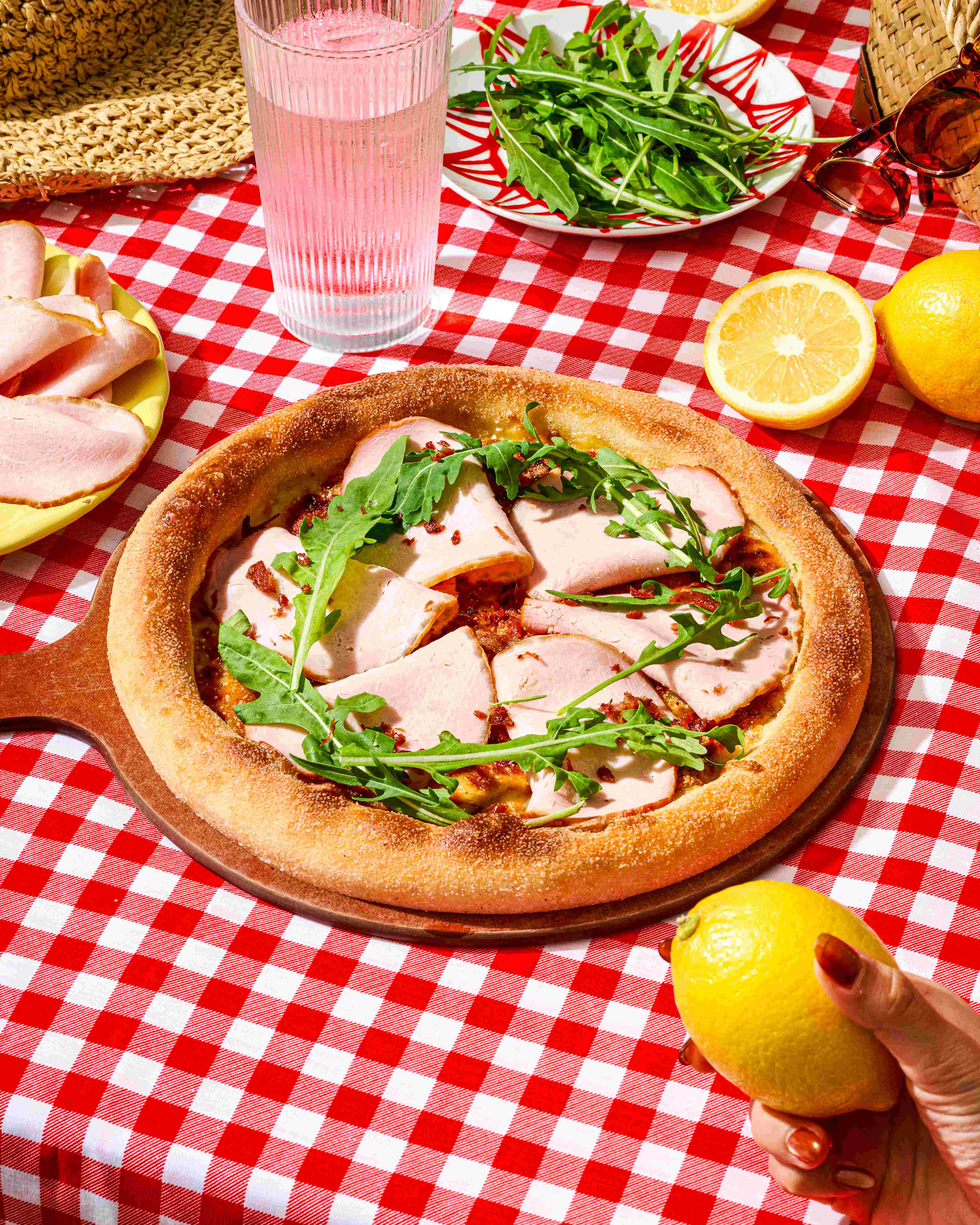 Napoli’s New Flavor! The Taste of Capri Premium - PizzaHut Thailand